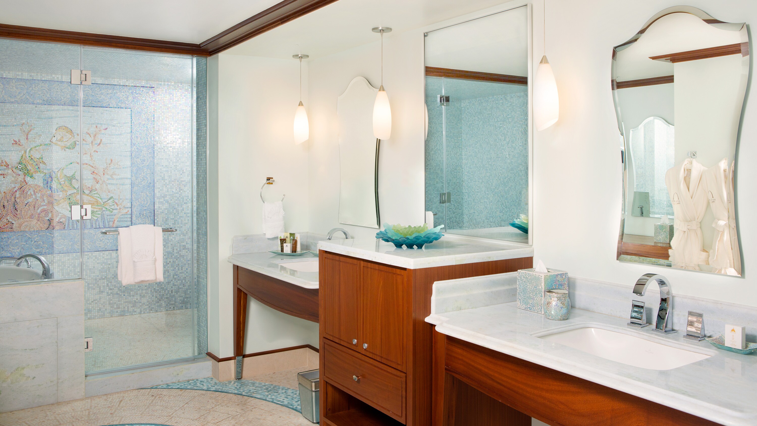 One Bedroom Deluxe Suite | Aulani Hawaii Resort & Spa