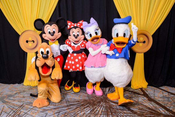 Festive Ideas for Planning Your Mickey Mouse-Themed Surprise Party ...