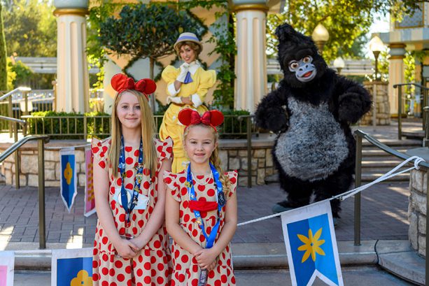 Disney+ Fans Enjoy Blue-tiful Day at Disney Parks