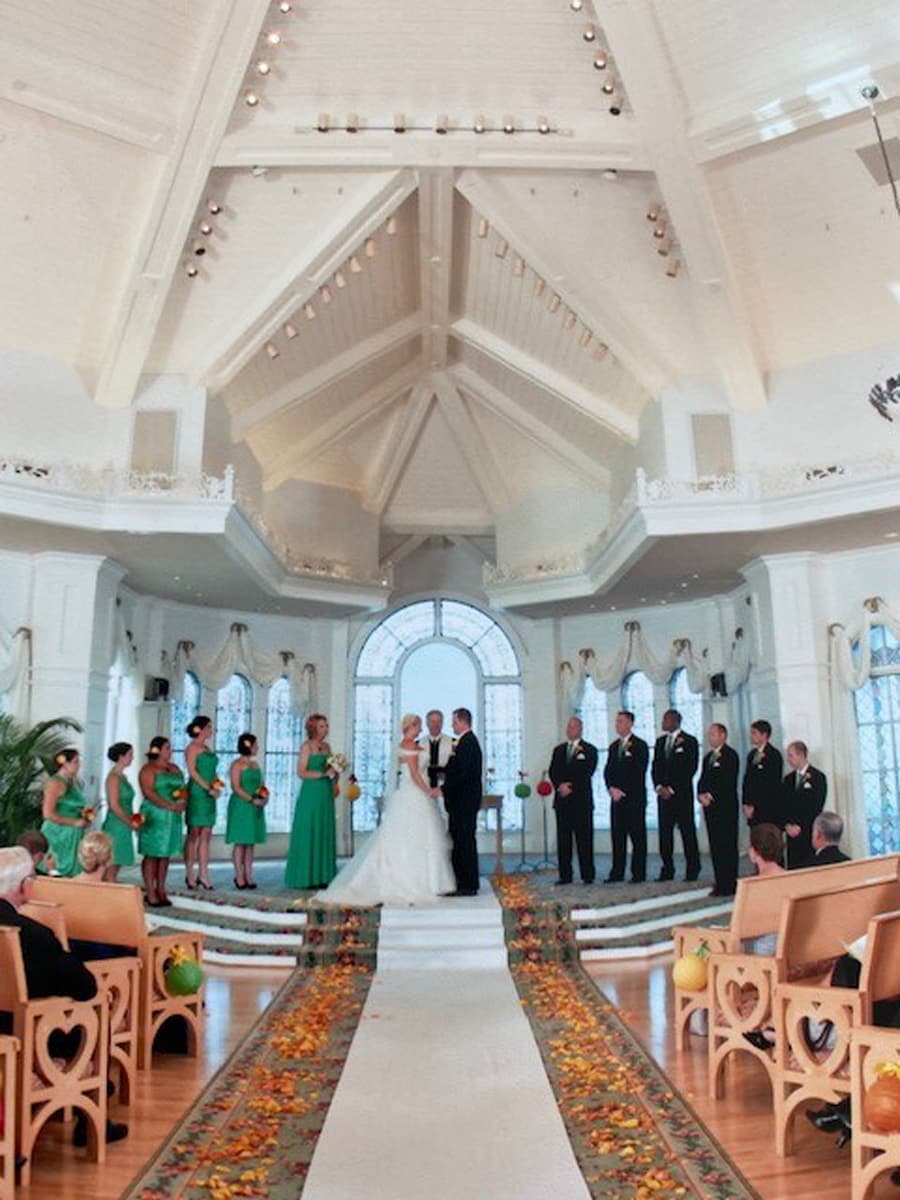 How a Disney Wedding Planner’s Own Love Story Unfolded | The Main ...