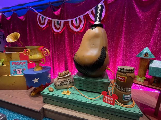 10 Mickey Cartoons to Watch Before Experiencing Mickey & Minnie’s ...