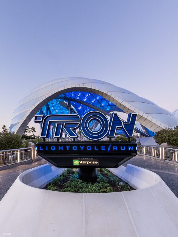 New Digital Wallpapers to Celebrate the Official Opening of TRON ...
