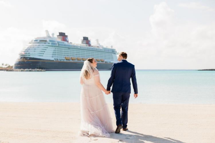 A Disney’s Fairy Tale Wedding on Disney’s Private Island, Castaway Cay ...