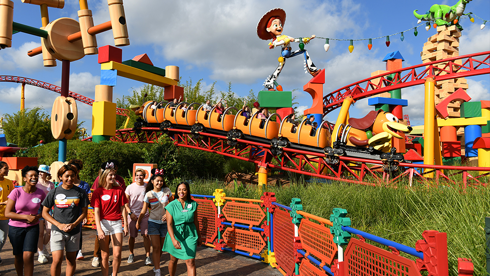 Discover STEM Workshops for Student Groups at Disney Parks | Disney ...