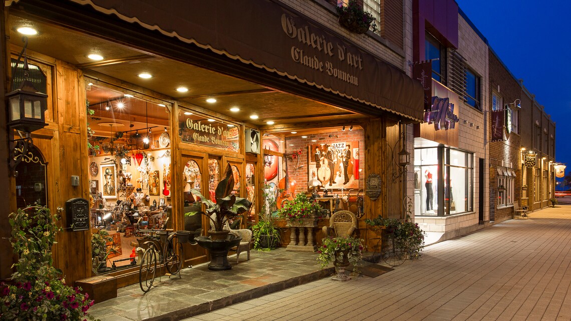 Baie-Comeau Historical Walking Tour | Disney Cruise Line