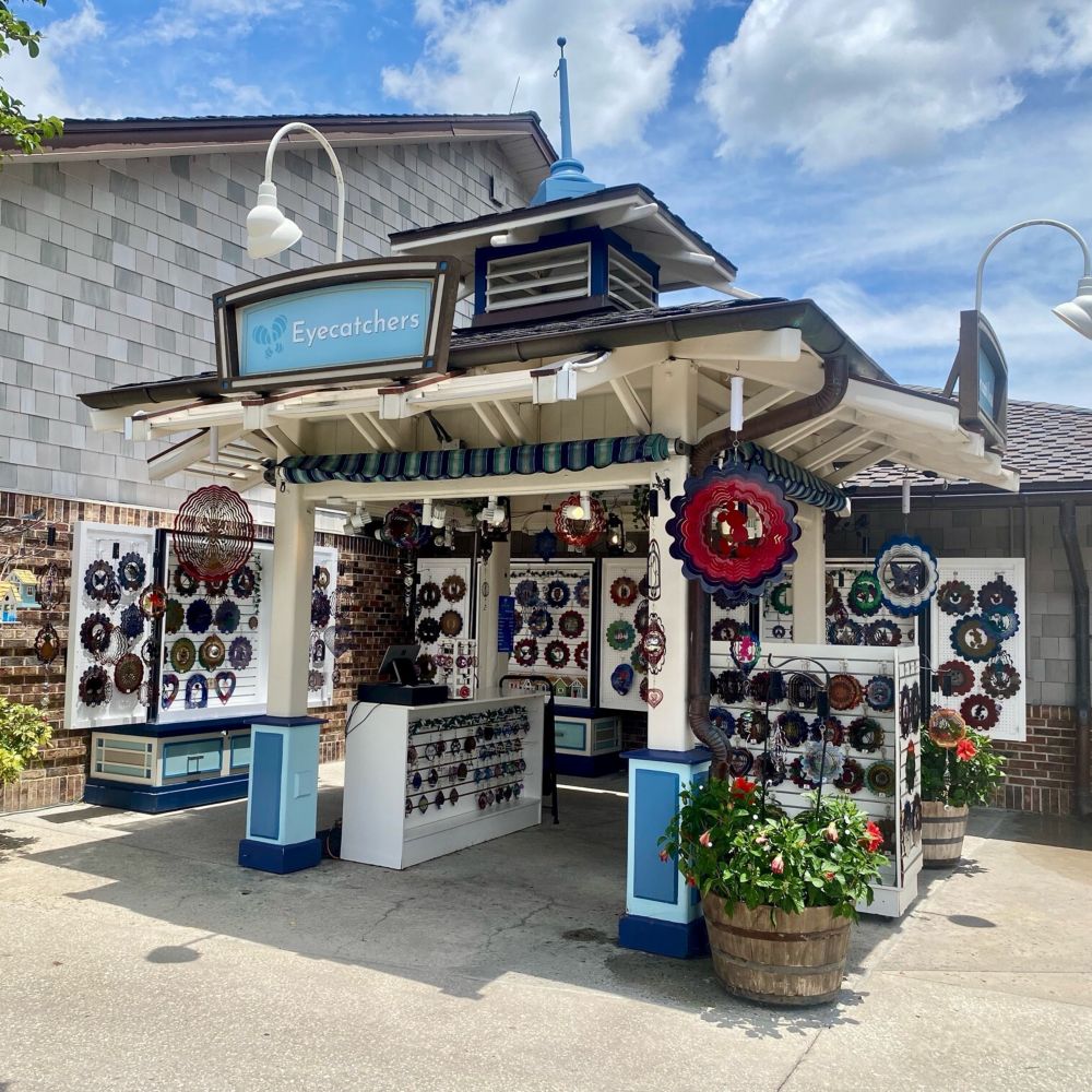 Eyecatchers - Outdoor Decor | Disney Springs