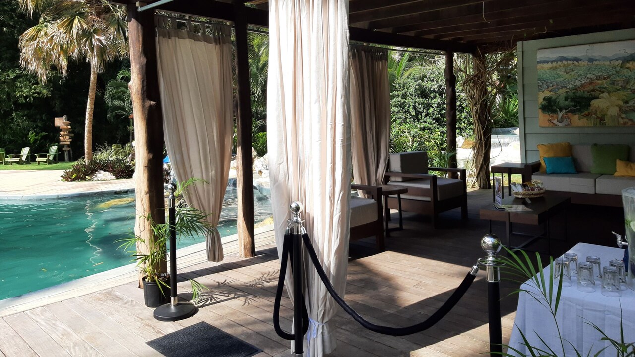 Good Hope River Side Cabana | Disney Cruise Line