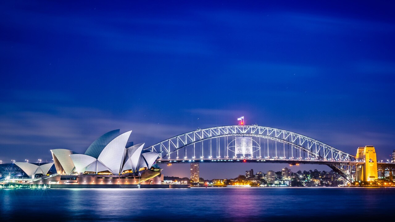 Tour of Sydney, Australia's Iconic Landmarks | Port Adventures | Disney ...