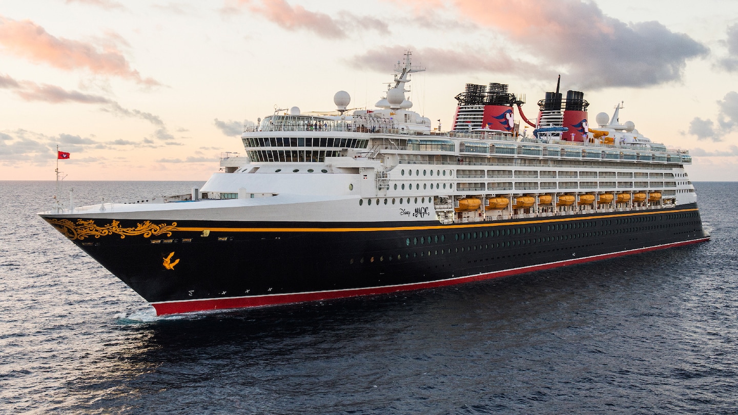 Disney Cruise Ships | Disney Cruise Line
