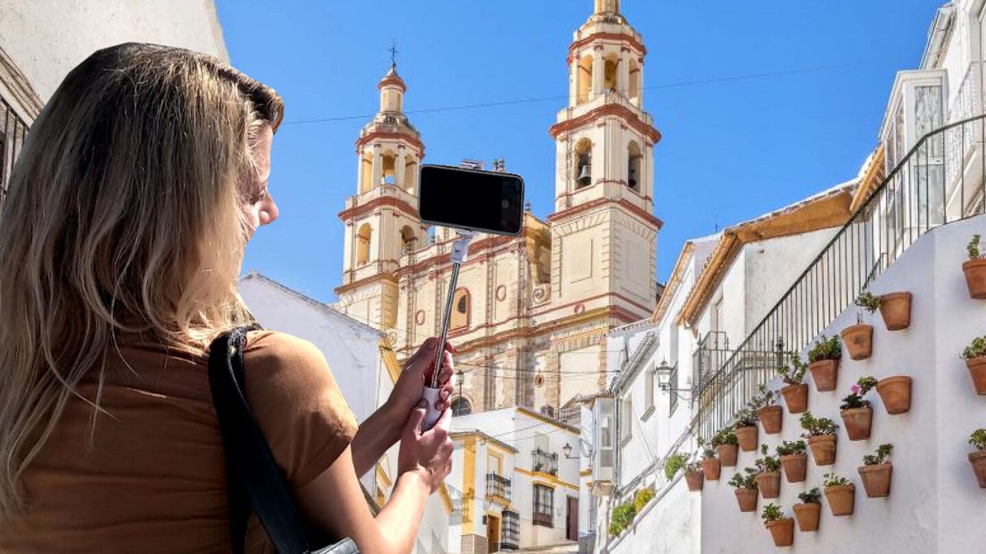 Selfie Photo Tour in Cadiz, Spain | Disney Cruise Line