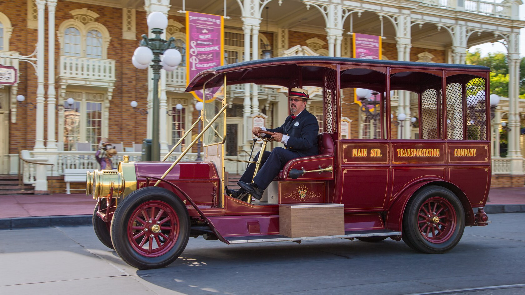 Main Street Vehicles | Magic Kingdom Attractions | Walt Disney World Resort
