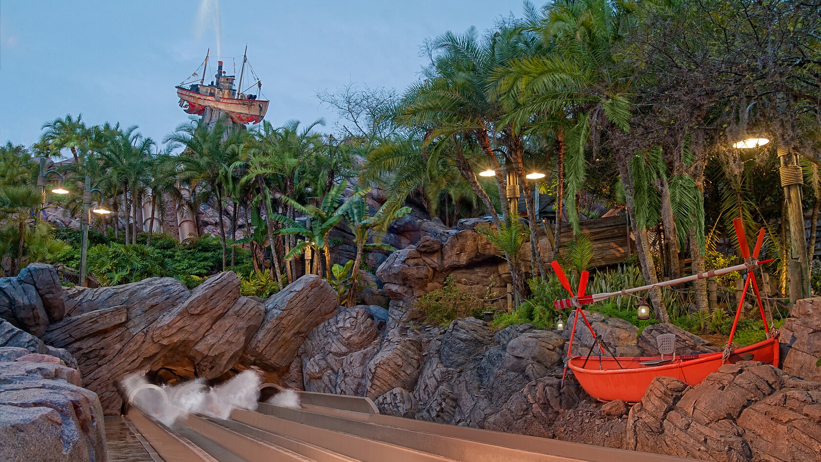 Humunga Kowabunga | Typhoon Lagoon Attractions | Walt Disney World Resort