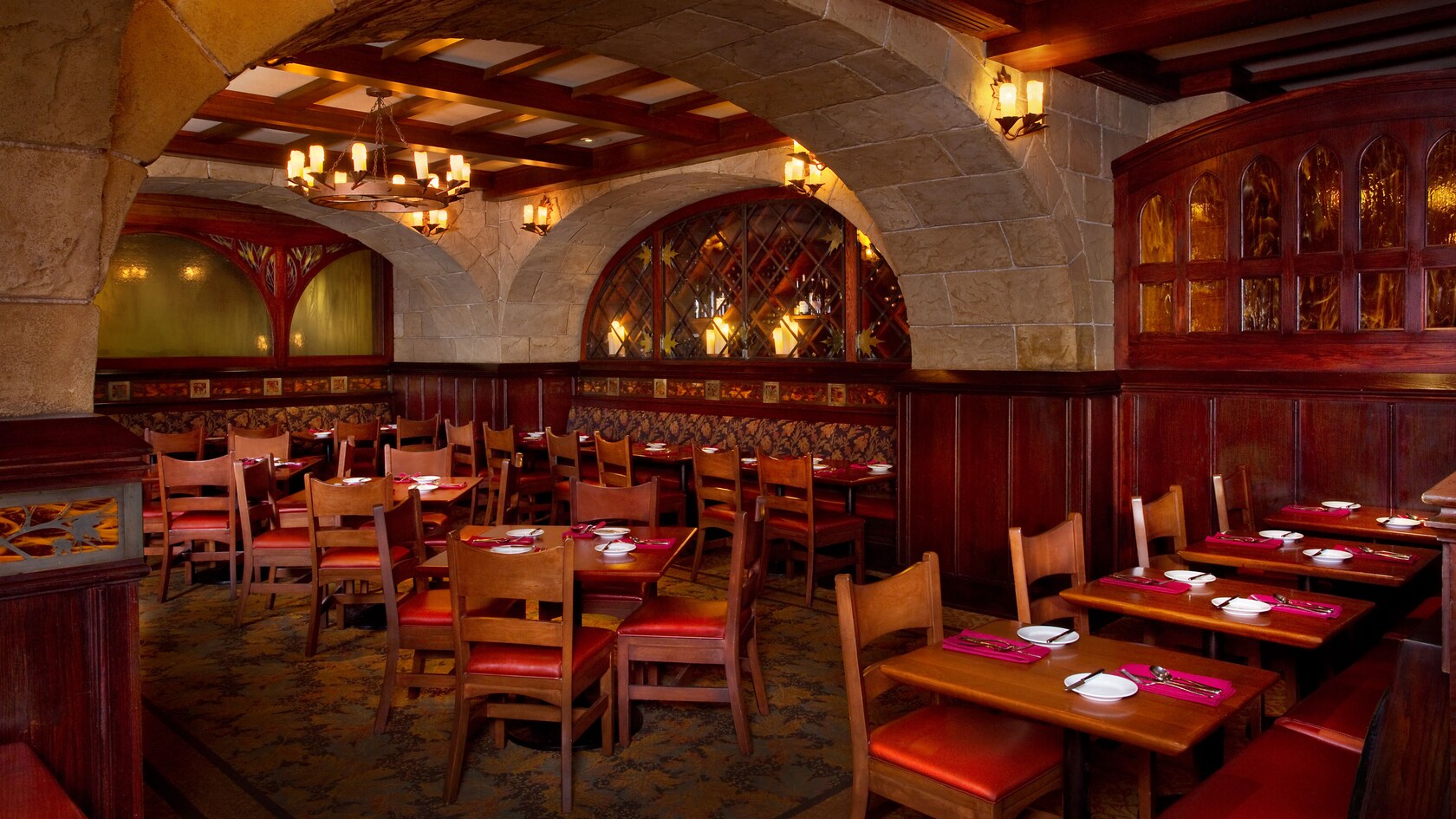 Le Cellier Steakhouse | Walt Disney World Resort