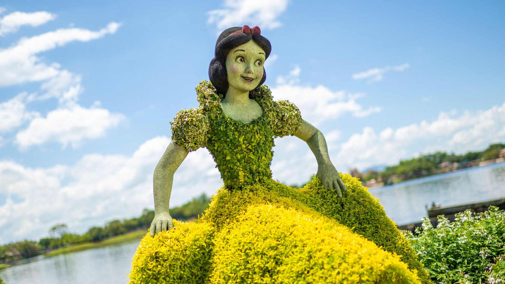 EPCOT International Flower & Garden Festival – Topiaries and Gardens ...