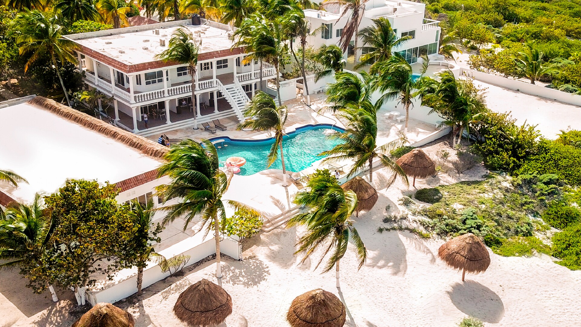 Inclusive Beach Experience - Sun Soaked Kokomo Beach | Disney Cruise Line