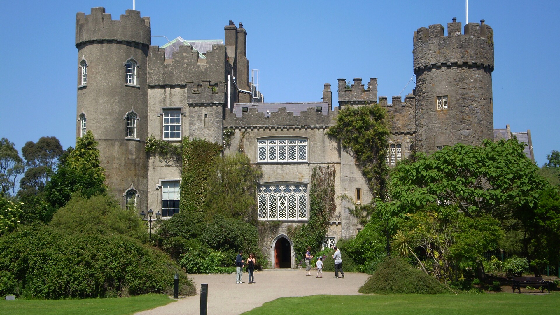 Coastal Tour of Dublin & Malahide Castle | Disney Cruise Line