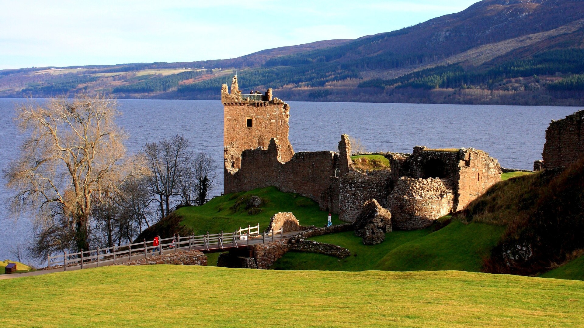 Tour of Loch Ness & Scottish Castles: Adult Only | Disney Cruise Line