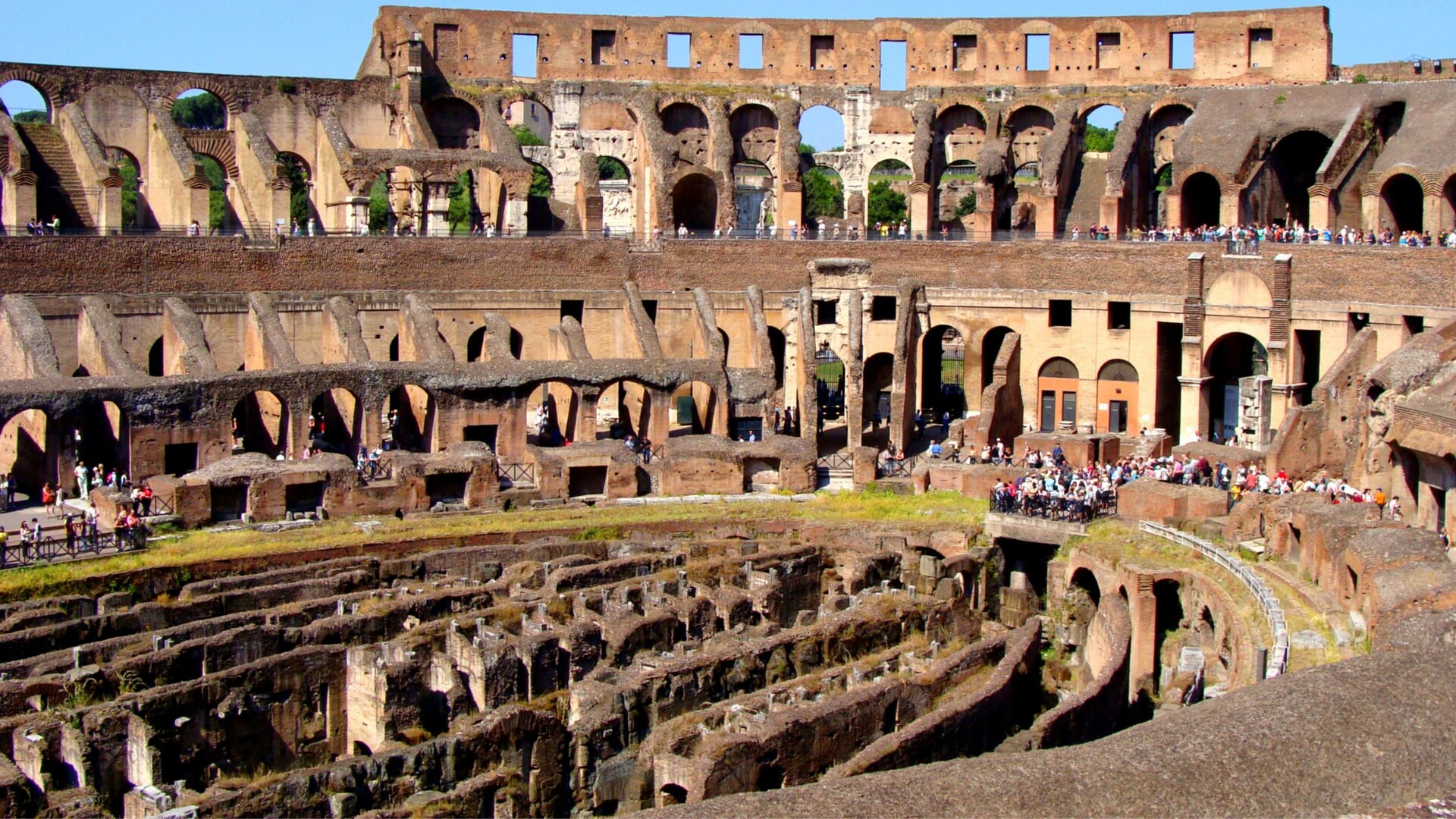 Rome Guided Tour with Access into the Colosseum | Port Adventures ...