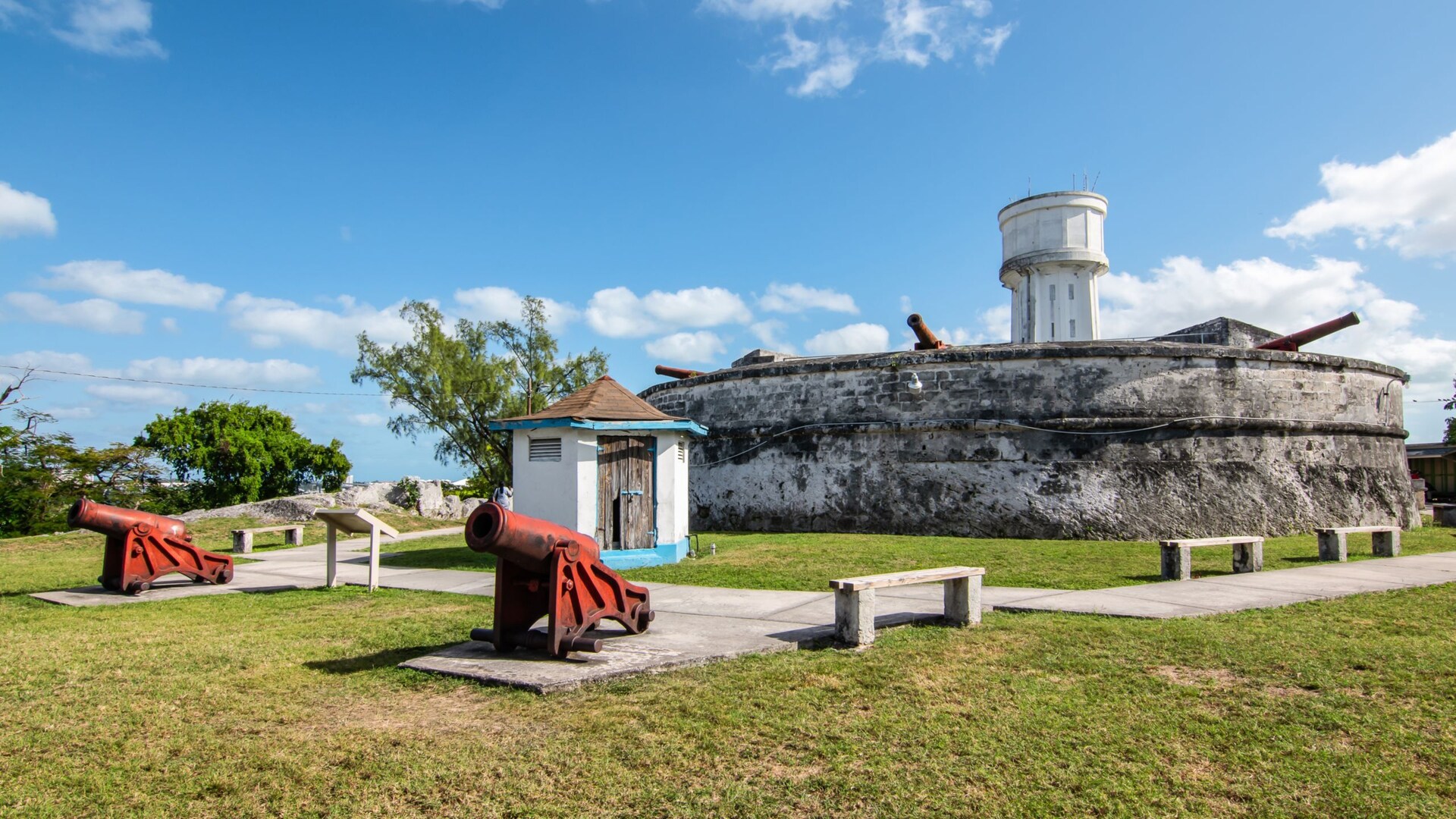 Nassau Tour and Fish Fry Lunch | Port Adventures | Disney Cruise Line