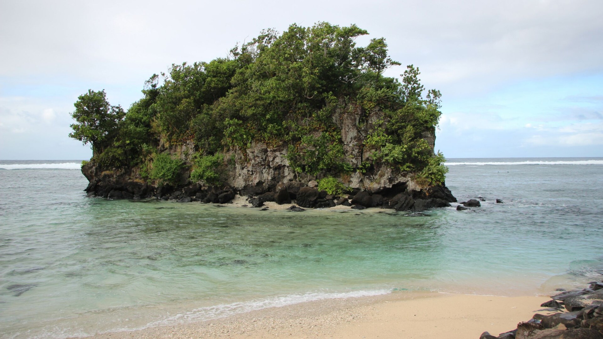 Hike & Snorkel Fagatele Bay, American Samoa | Port Adventures | Disney ...