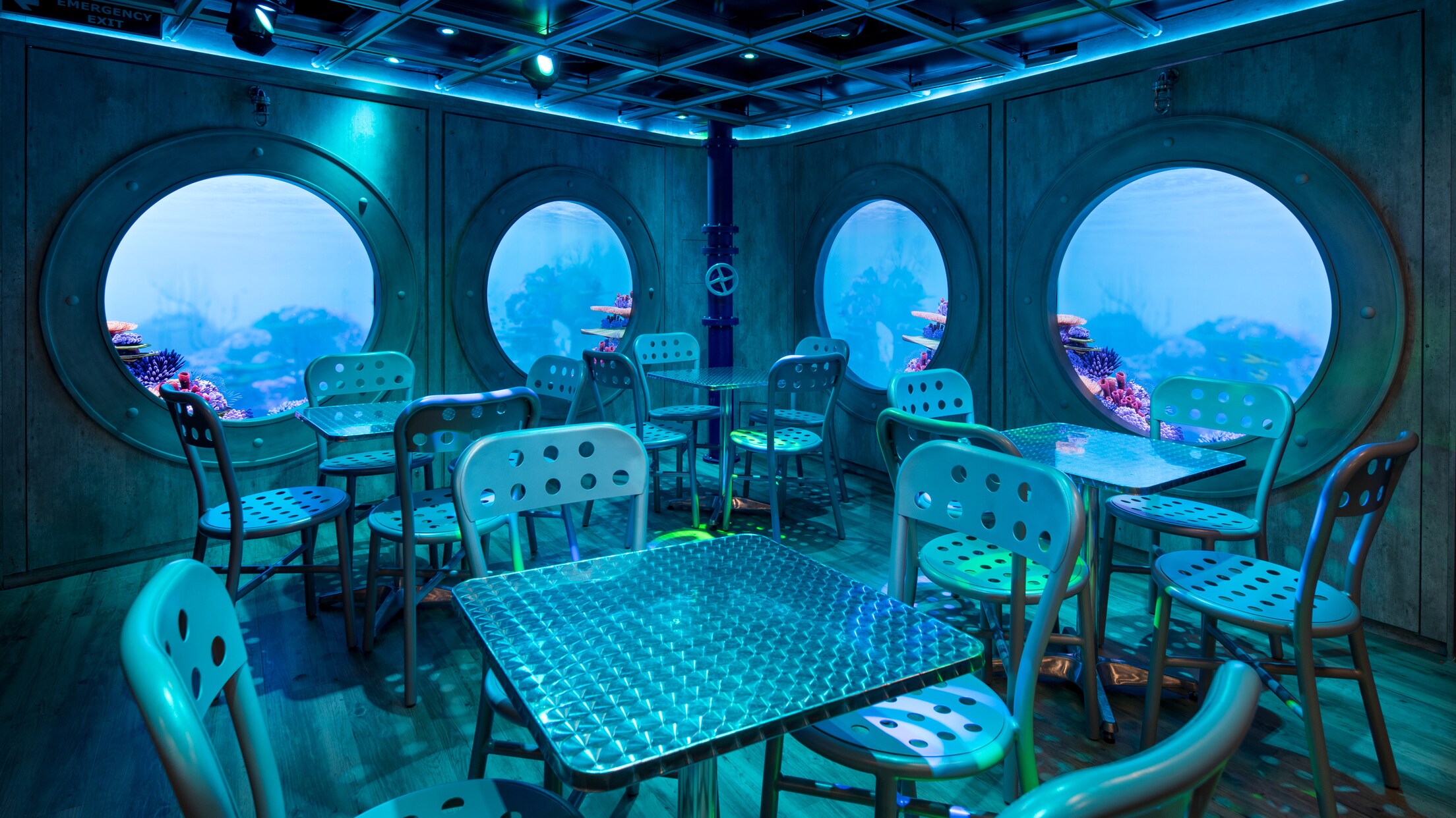 Edge | Youth Clubs | Disney Cruise Line