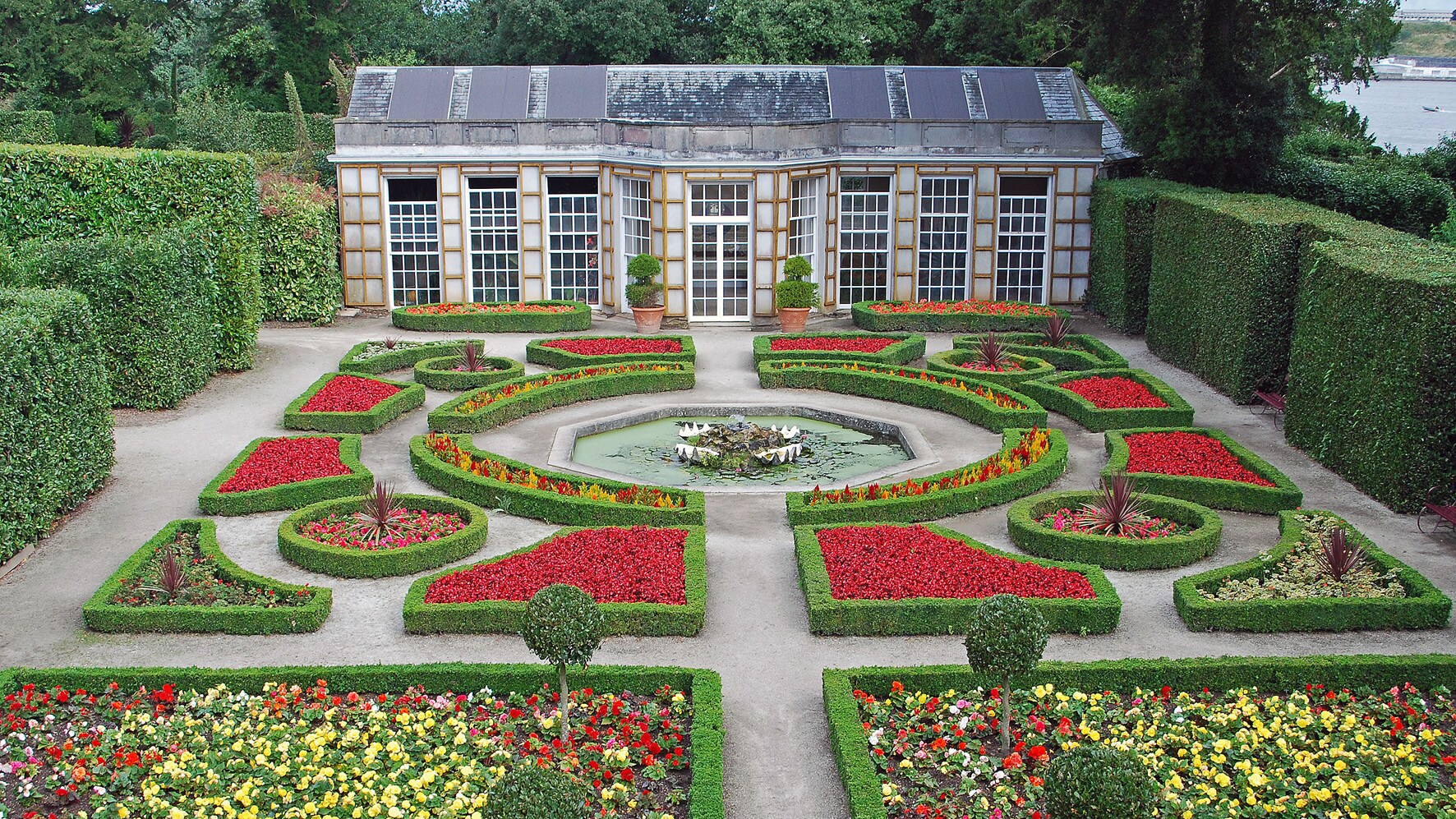 Mount Edgecombe House and Panoramic Plymouth | Disney Cruise Line