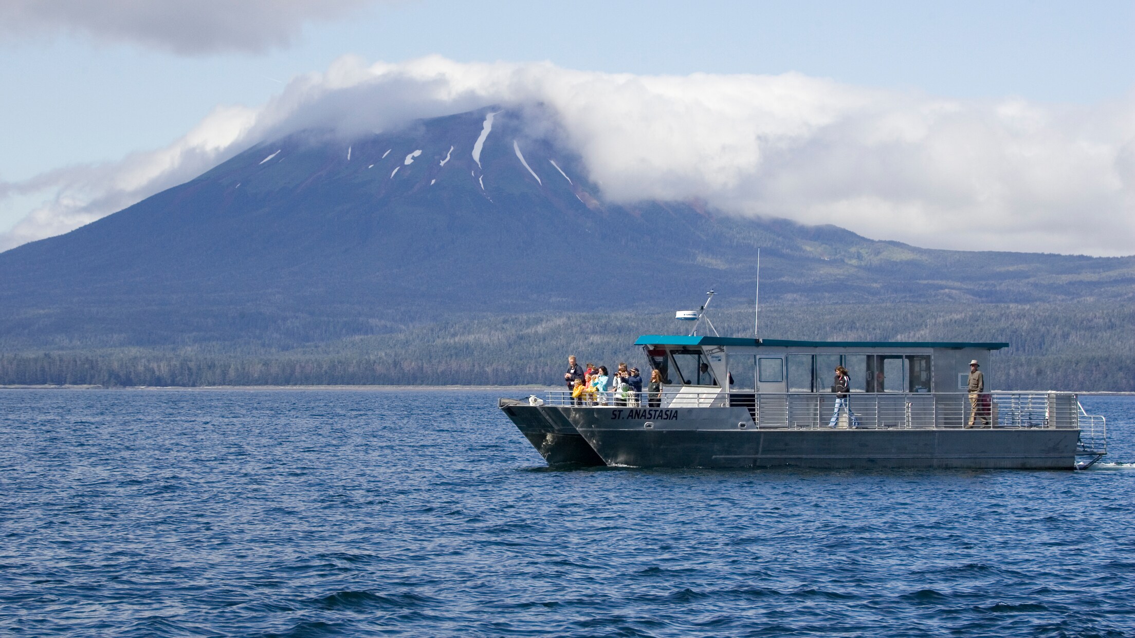 Sitka Wildlife Quest & Fin Island Lodge Feast | Disney Cruise Line