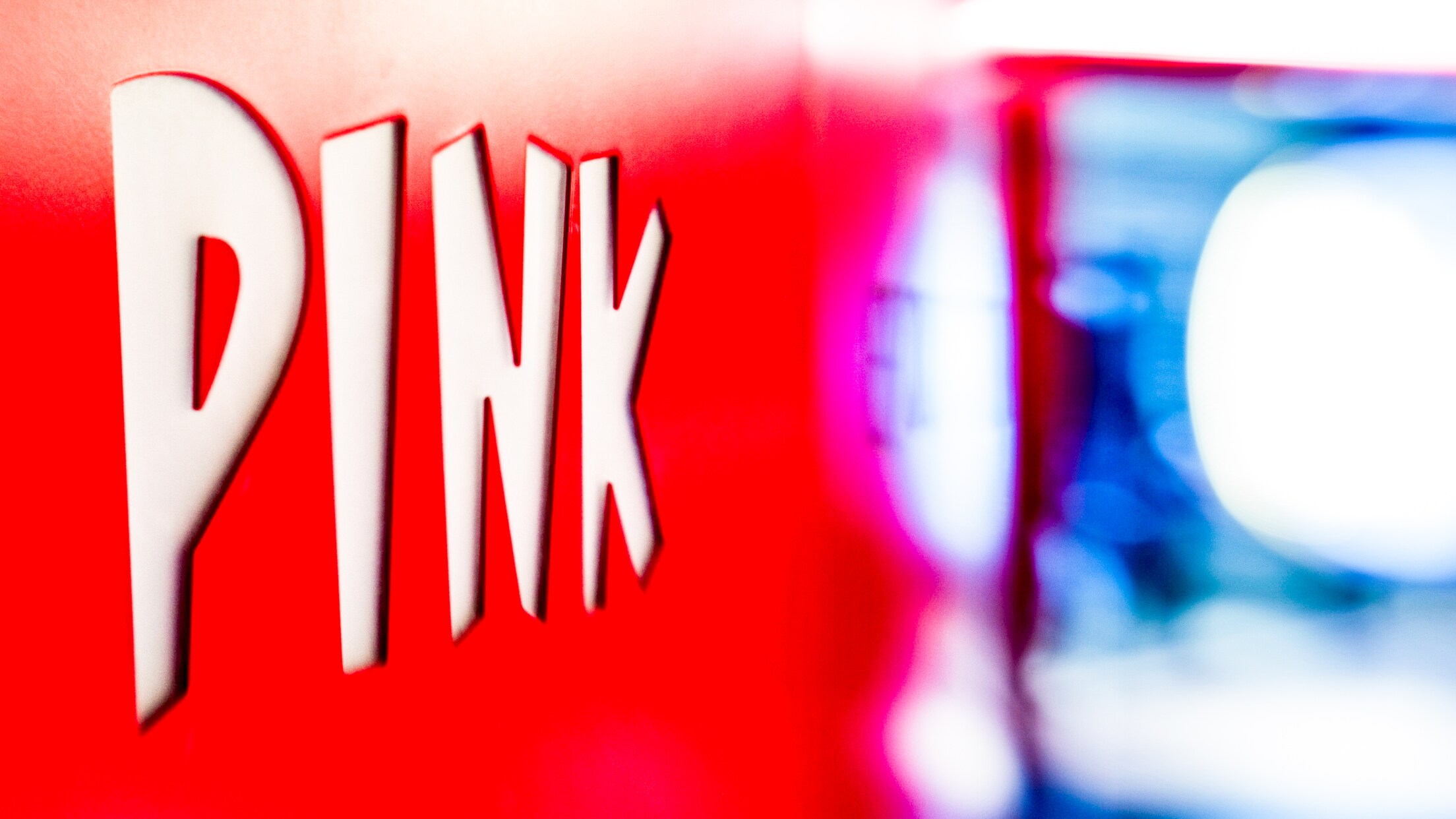 Pink: Wine and Champagne Bar | Nightclubs & Lounges | Disney Cruise Line