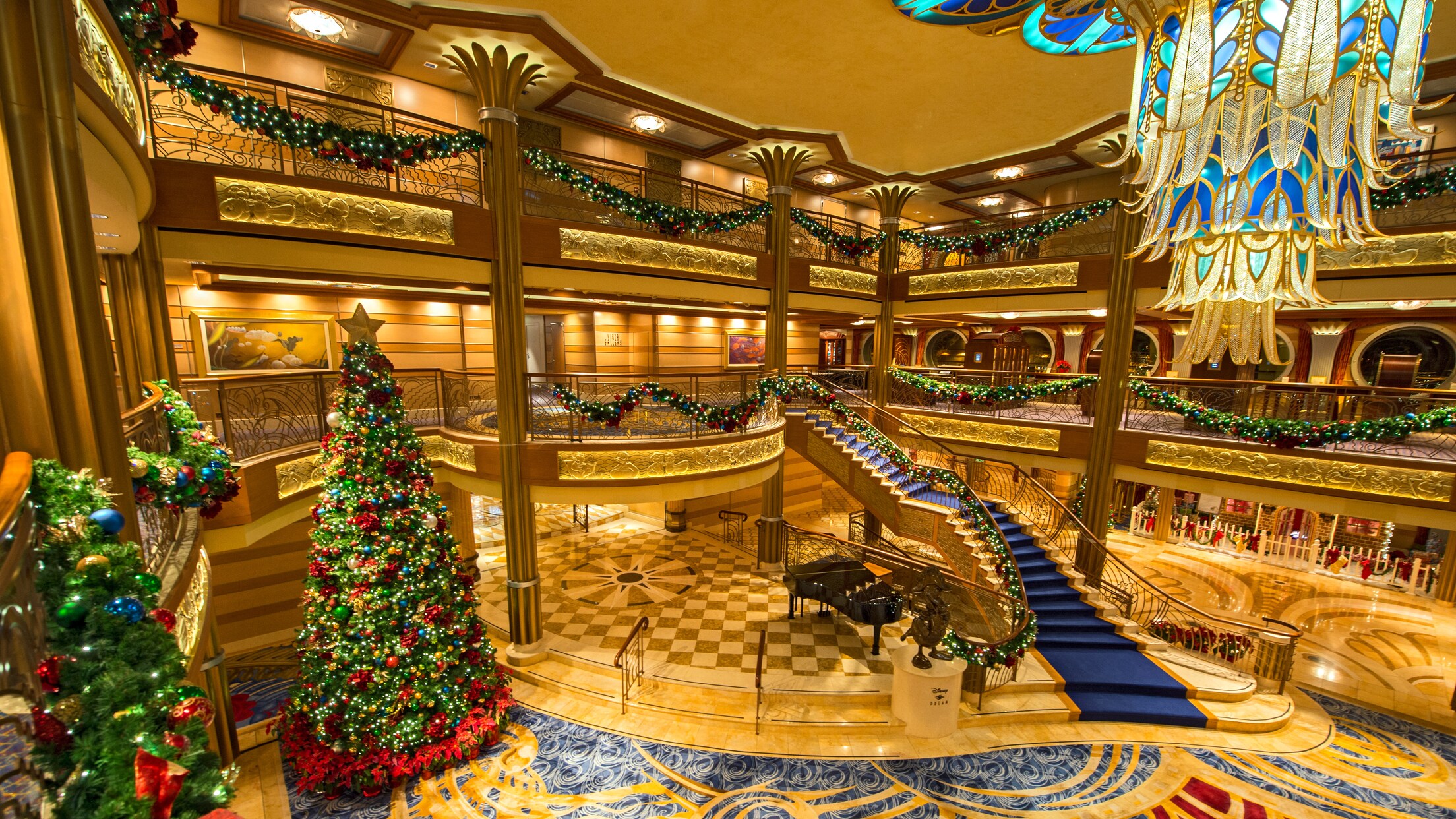 Halloween & Christmas Holiday Themed Cruises | Disney Cruise Line