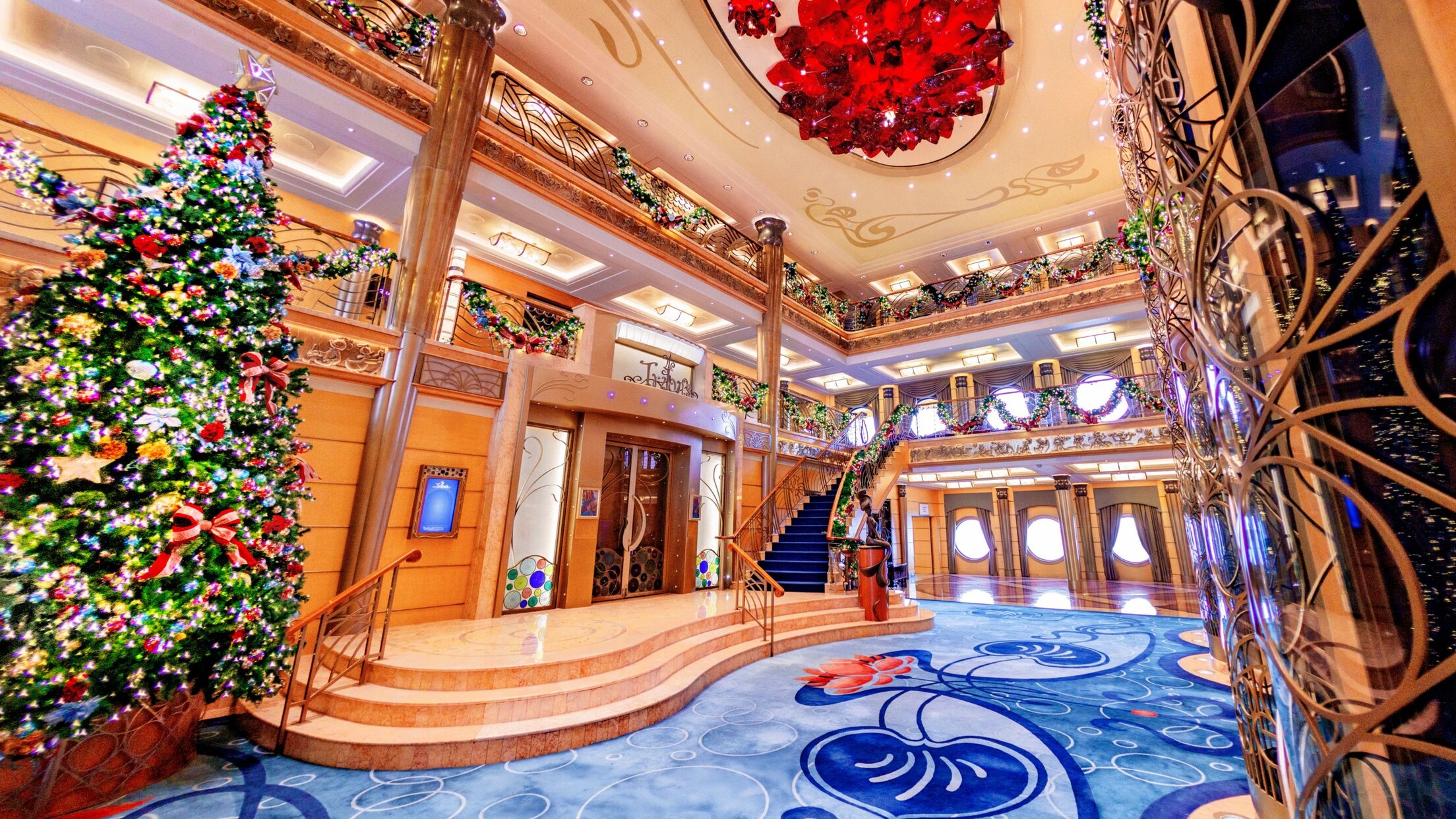 Halloween & Christmas Holiday Themed Cruises | Disney Cruise Line