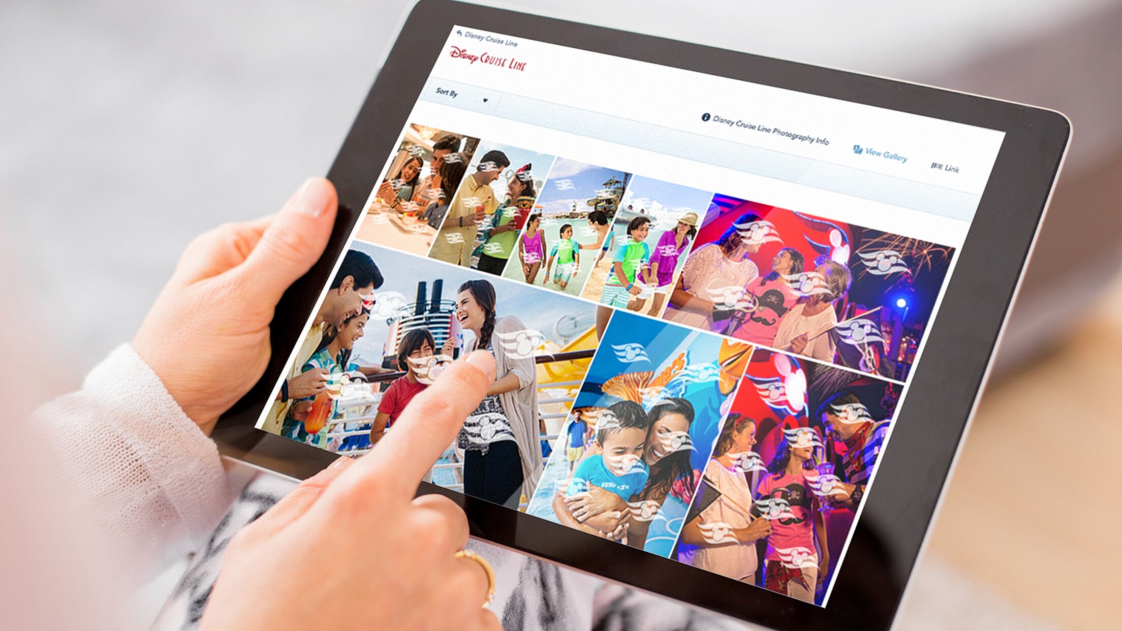 Professional Photo Packages - Capture Your Magical Cruise Moments ...