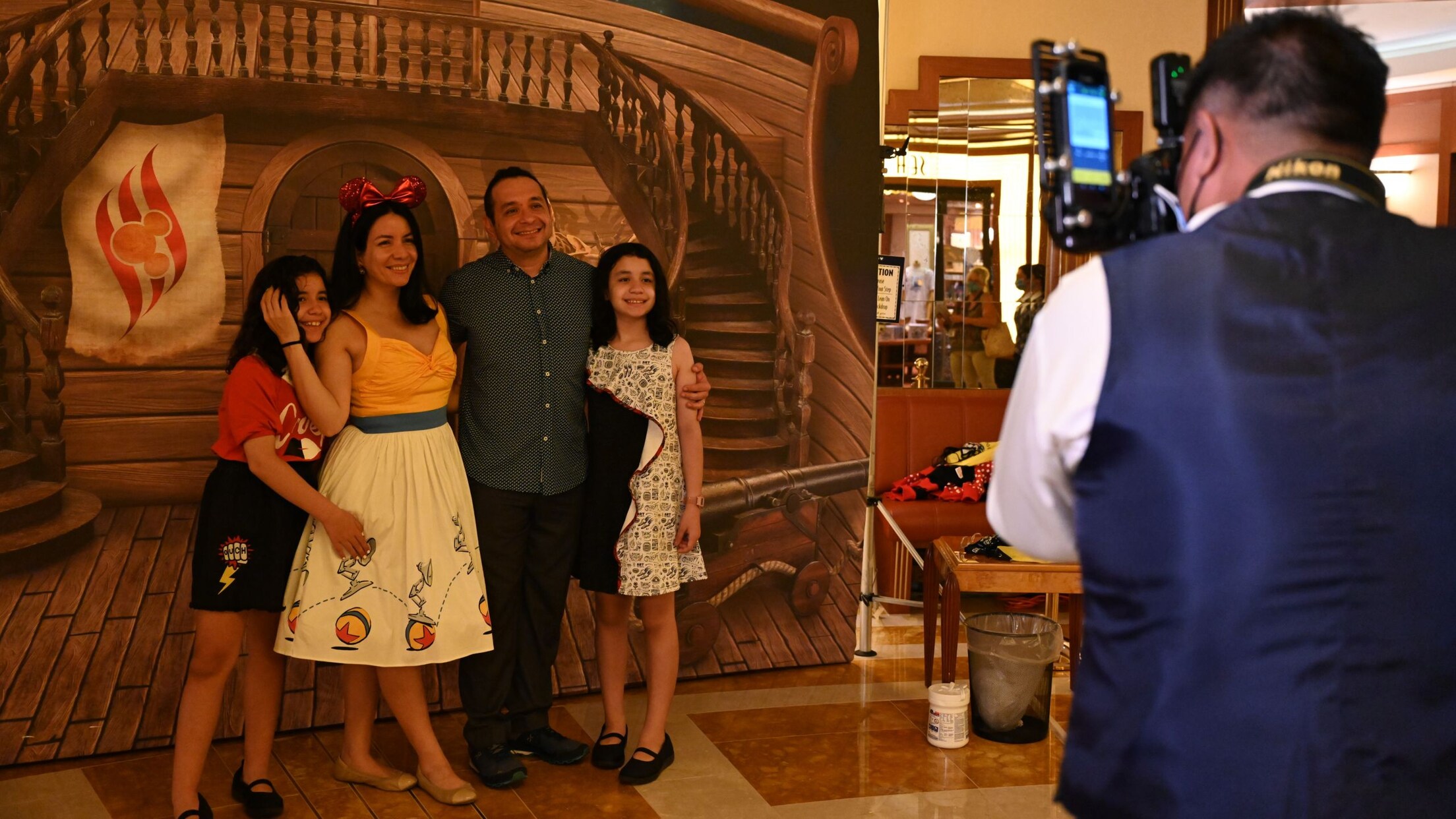 Professional Photo Packages - Capture Your Magical Cruise Moments ...