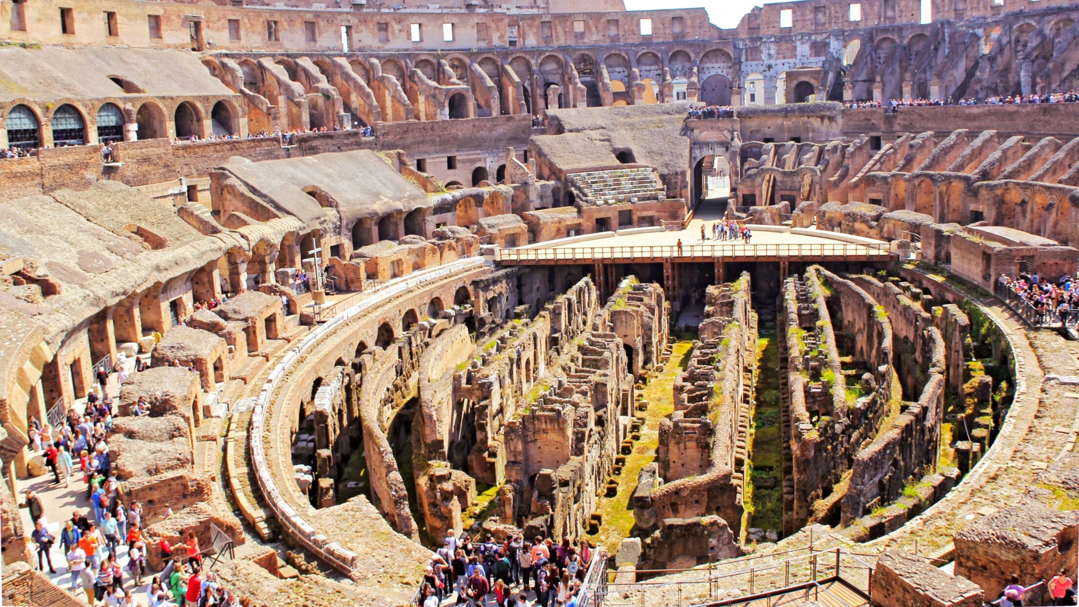 Rome Guided Tour with Access into the Colosseum | Port Adventures ...