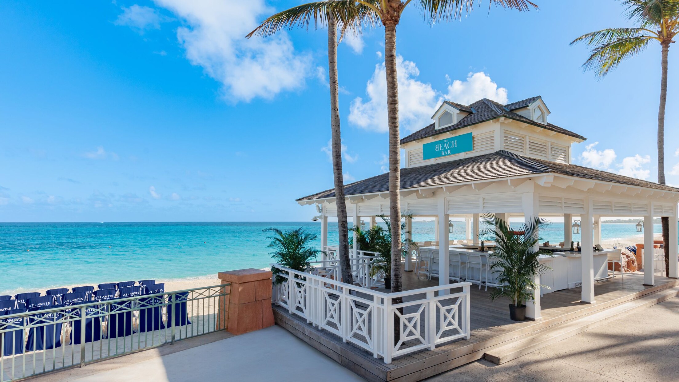 Family Pass to The Edge at Atlantis Paradise Island | Port Adventures ...