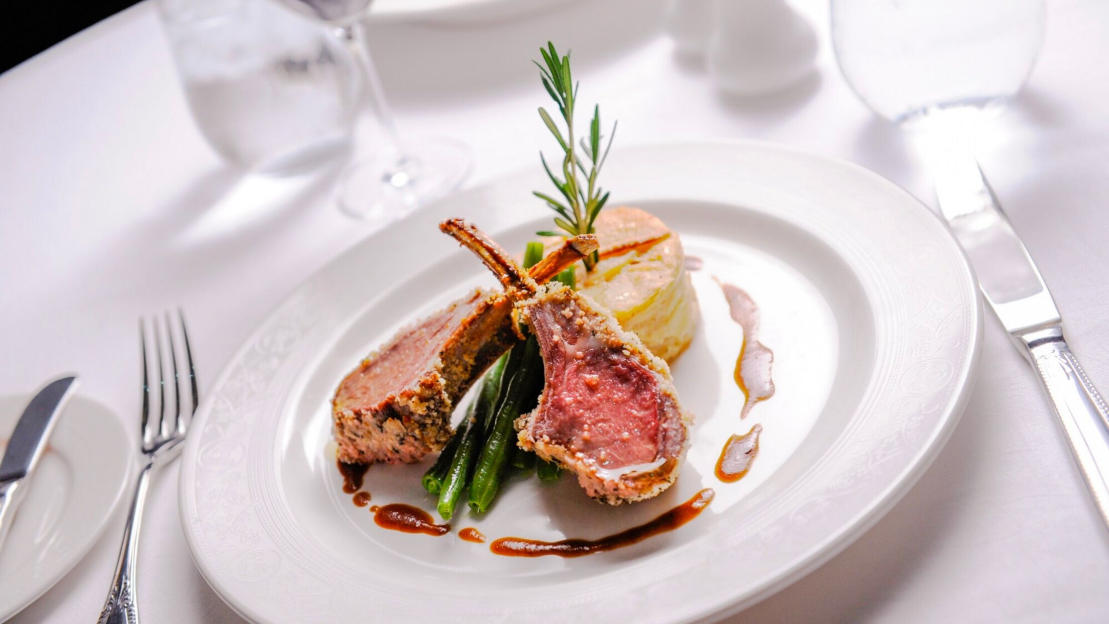 1923 Restaurant – California-Inspired Dining | Disney Cruise Line