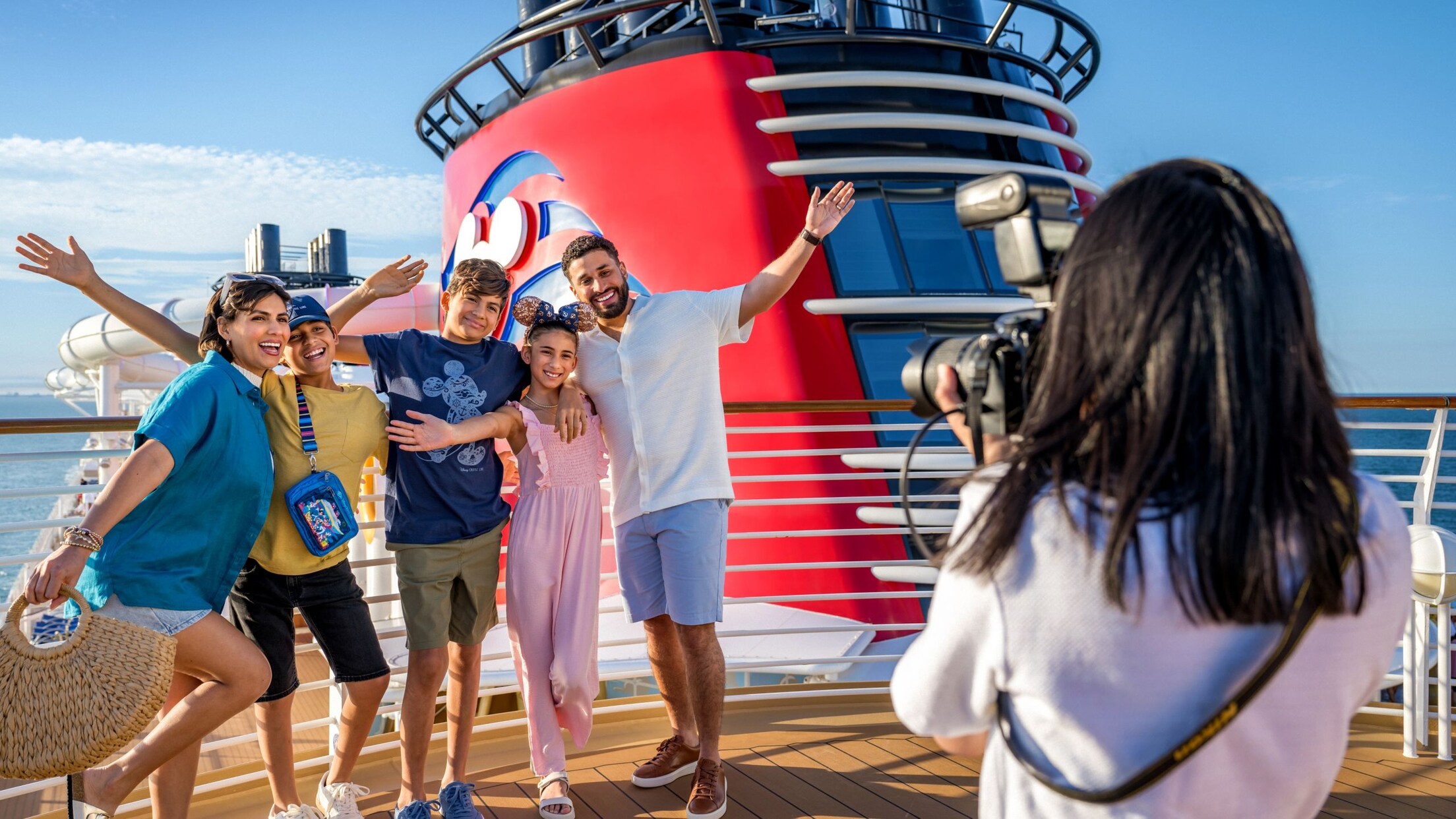 Pics Photo Shop | Disney Cruise Line