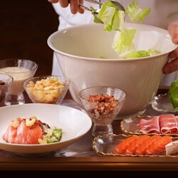 Walt‘s Cafe | Dining | Hong Kong Disneyland Resort