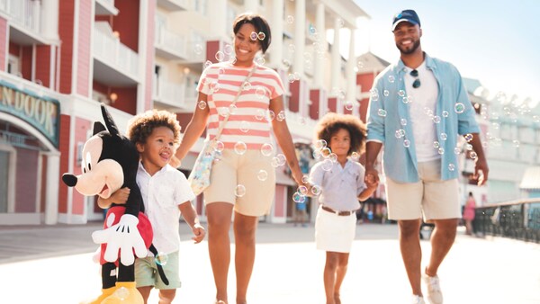 Explore Deluxe Villas, Accommodations & Vacation Options | Disney ...
