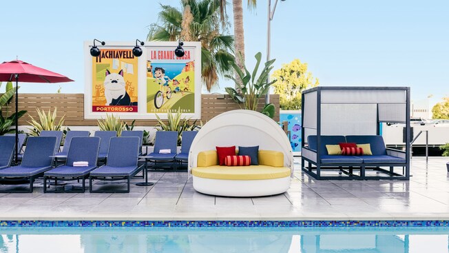 Pools | Pixar Place Hotel | Disneyland Resort