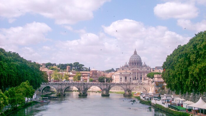 Rome Open Bus Tour with Photo Stops | Port Adventures | Disney Cruise Line