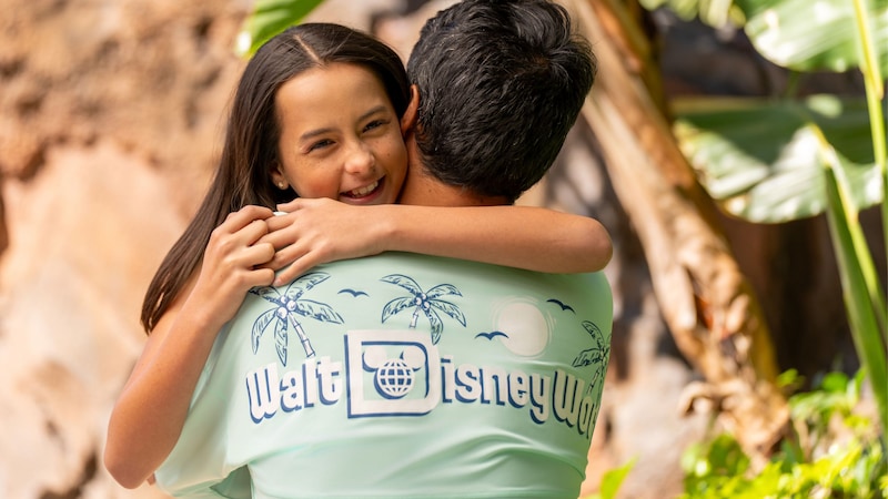Official Park Merchandise & Trends | Walt Disney World Resort