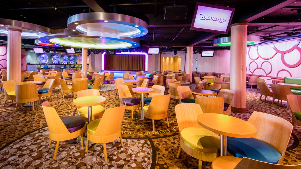 D Lounge | Nightclubs & Lounges | Disney Cruise Line