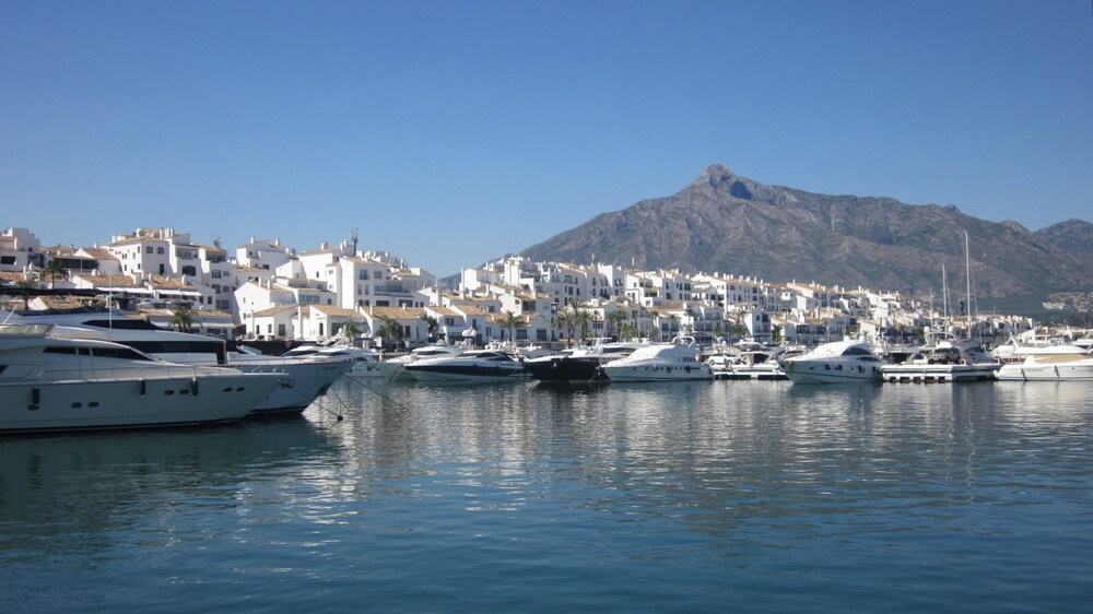 Tour of Marbella & Puerto Banus in Spain | Disney Cruise Line