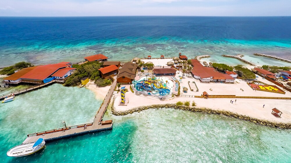 De Palm Island Beach Day & Snorkeling | Disney Cruise Line