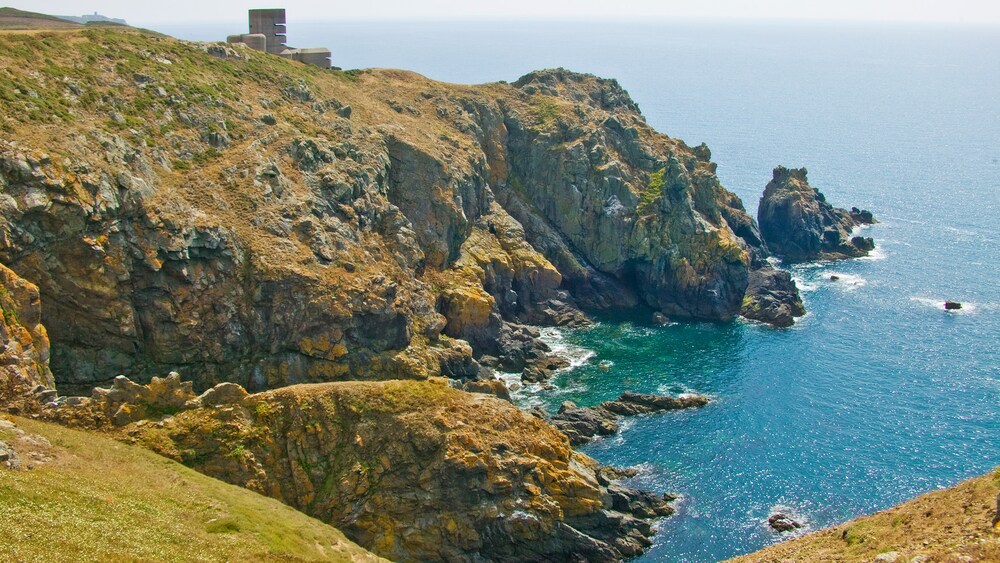 Guernsey Countryside Drive | Disney Cruise Line